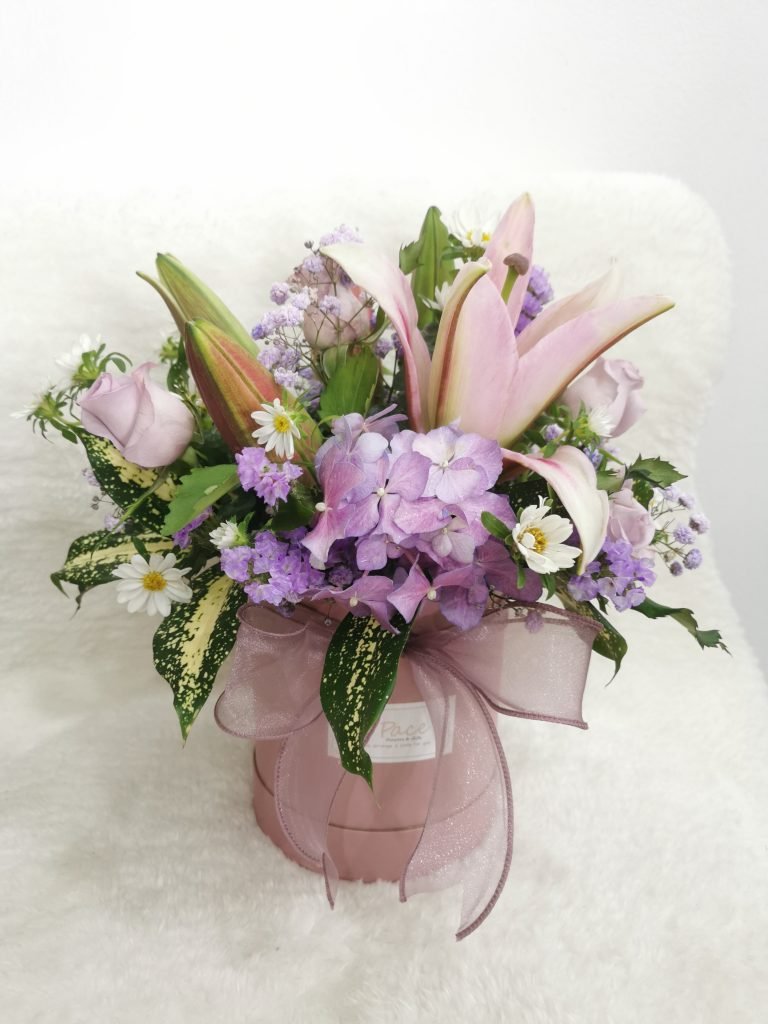 Lilies, Roses & Hydrangea Flower Box #Lydia – Pace Flowers & Gifts